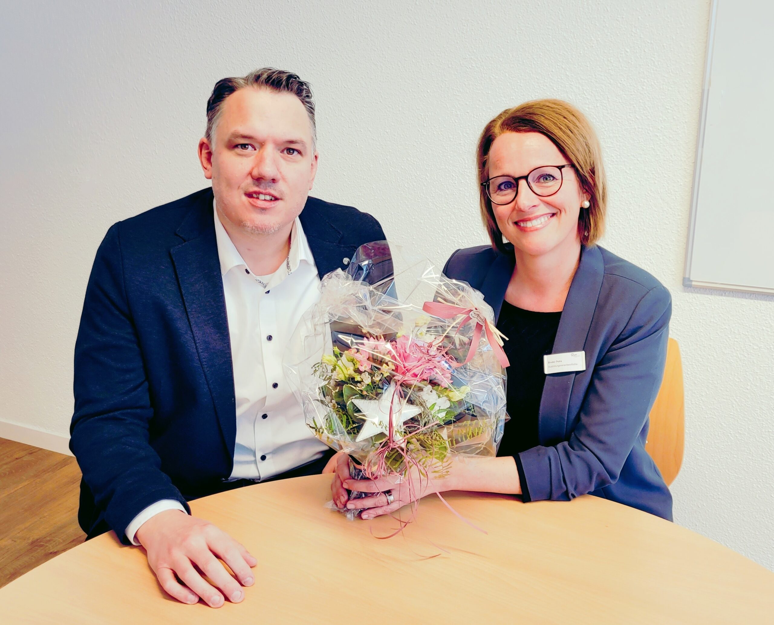 RivaCare AG schafft neue Stabstelle Bildung - Alters- und Pflegeheim ...